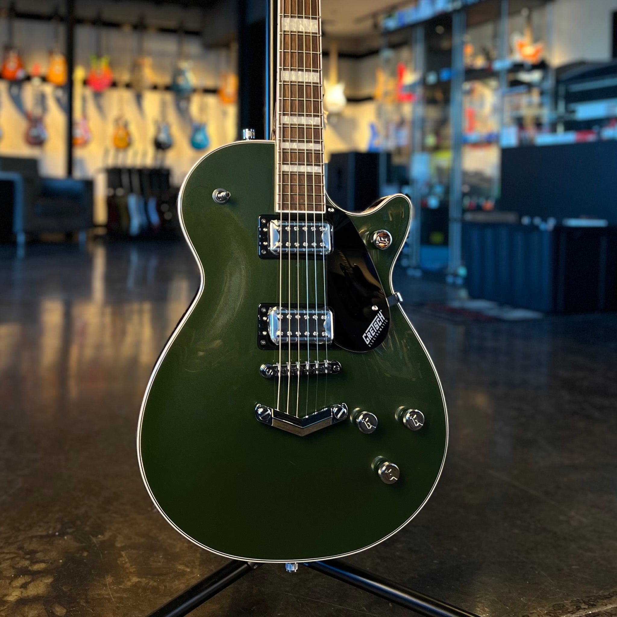 GRETSCH G5220 ELECTROMATIC JET BT SINGLE-CUT WITH V-STOPTAIL - OLIVE M ...