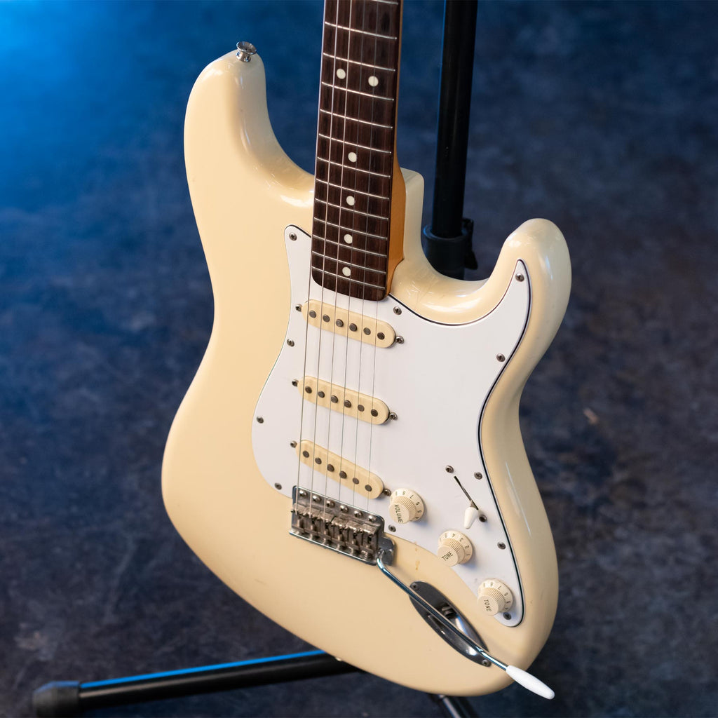 VINTAGE FERNANDES STRAT STYLE | Stang Guitars